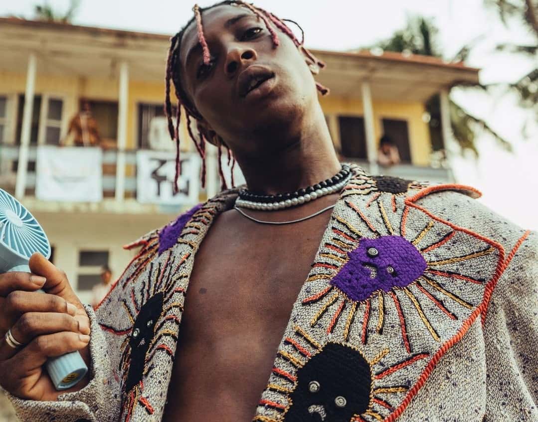'I didn't came here for the award' - Bella Shmurda makes grammatical ...