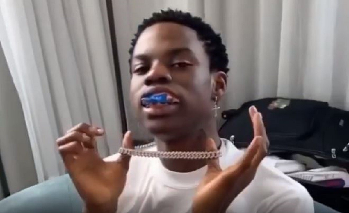 Nigerian singer Rema buys a diamond chain for N15 million - DNB Stories ...