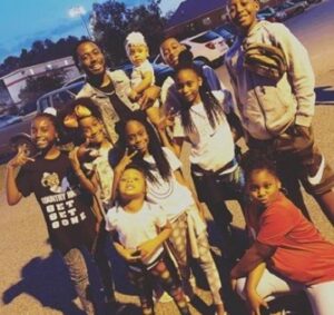 Full details of comedian Kountry Wayne’s marriage, wife, and 9 children ...