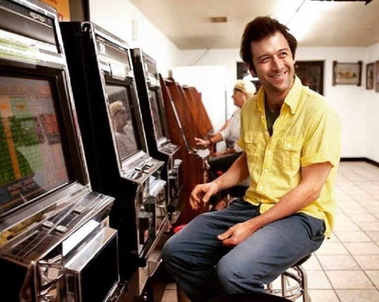 All about Meryl Streep's marriage, husband and children - DNB Stories ...