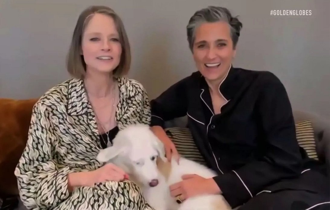 All about Jodie Foster's family, marriage, wife, husband and kids - DNB ...