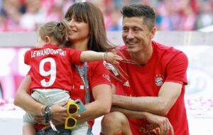 All about Robert Lewandowski's family, marriage, wife and kids - DNB ...
