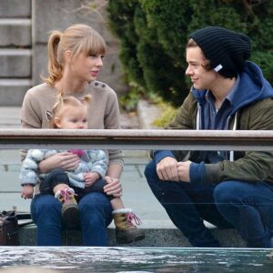 Is Harry Styles married? Harry Styles' wife and girlfriends list - DNB ...