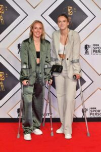 Beth Mead Bio: Age, Career, Family, Marriage, Husband, Girlfriend, Kids ...