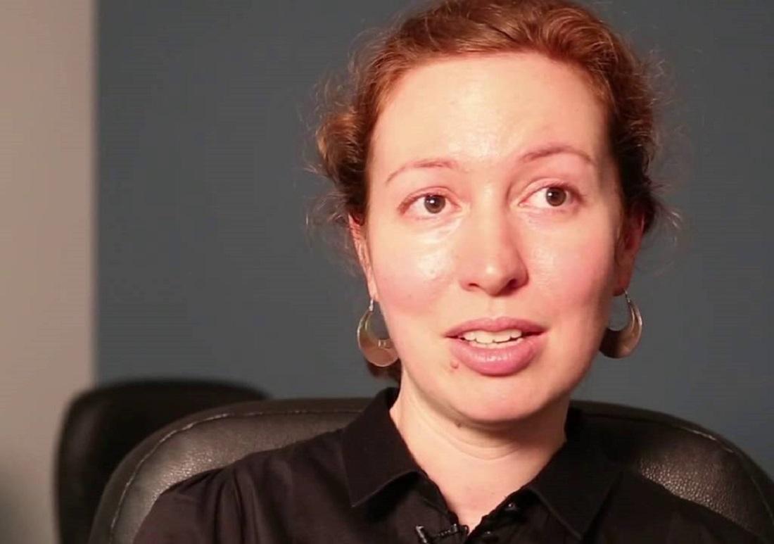 Details of Mitch McConnell's two wives and kids - DNB Stories Africa