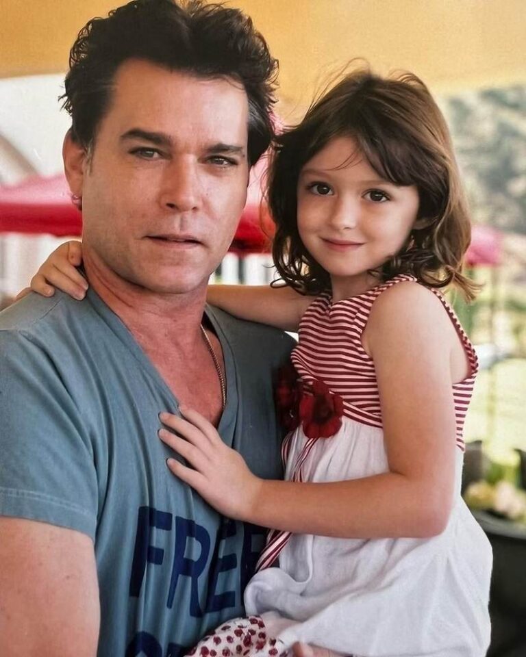 Ray Liotta Biography: Family, Marriage, Wife, Kids, Cause of Death ...