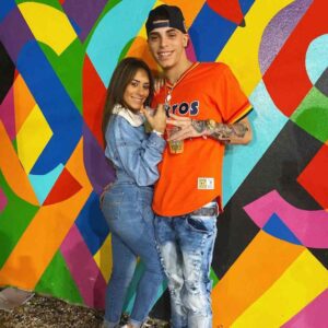 Luar La L's Biography: Age, Career, Wife, Girlfriends, Kids - DNB ...