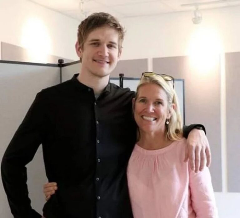 Who is Bo Burnham's wife? - DNB Stories Africa