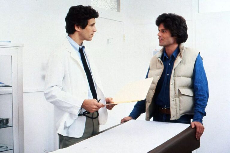 All about Lisa Rinna's marriage, husband, daughters - DNB Stories Africa