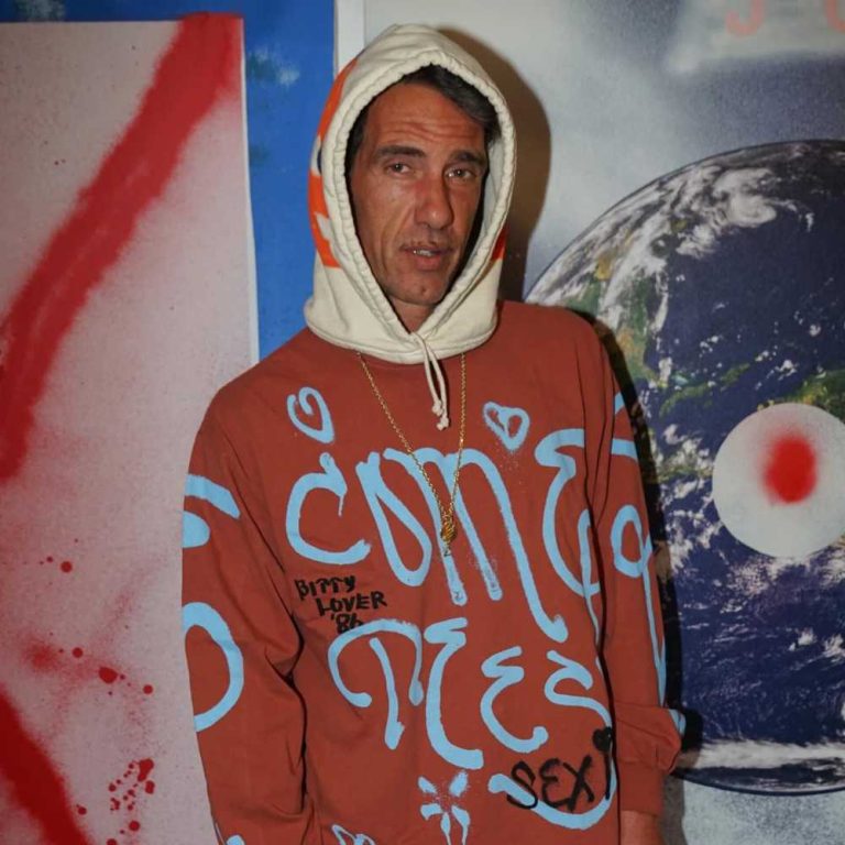 Biography of Jennifer Adamson - Macaulay Culkin's sister - Parents ...