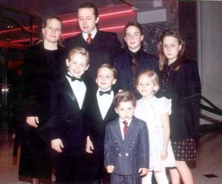 Biography of Jennifer Adamson - Macaulay Culkin's sister - Parents ...