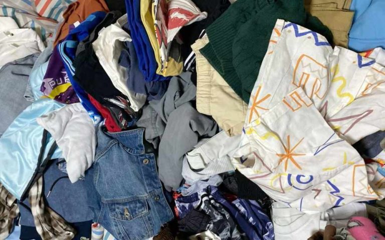 How to style thrift clothing (Okrika) and still slay - DNB Stories Africa